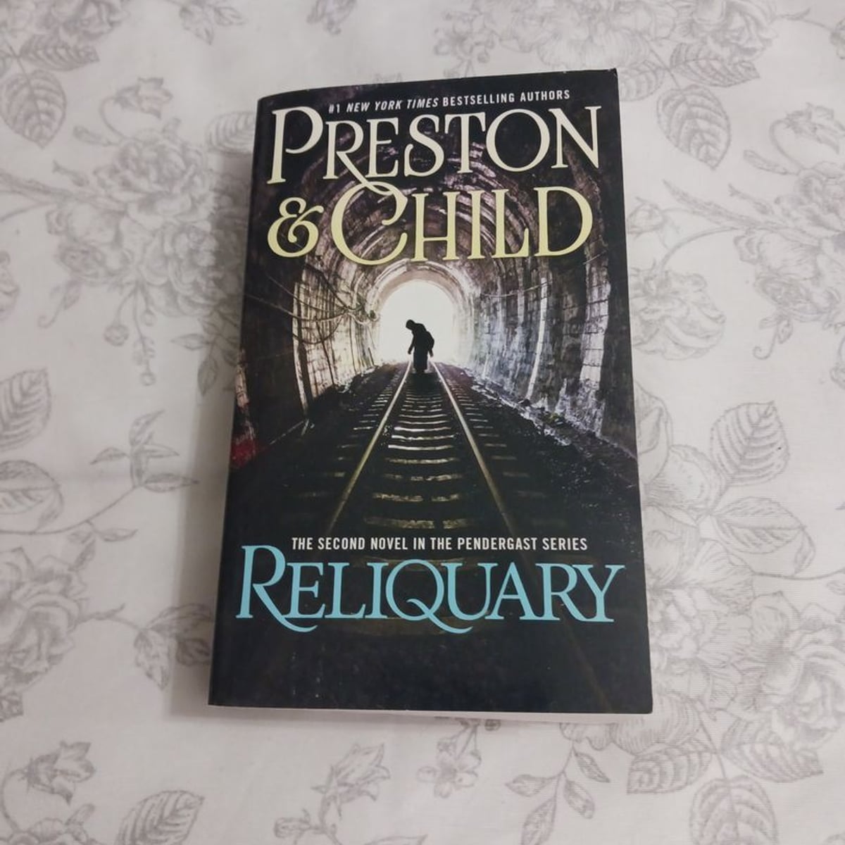Reliquary by Douglas Preston; Lincoln Child, Paperback | Pangobooks