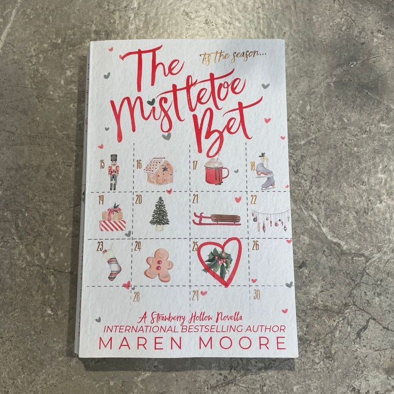 The Mistletoe Bet by Maren Moore, Paperback | Pangobooks