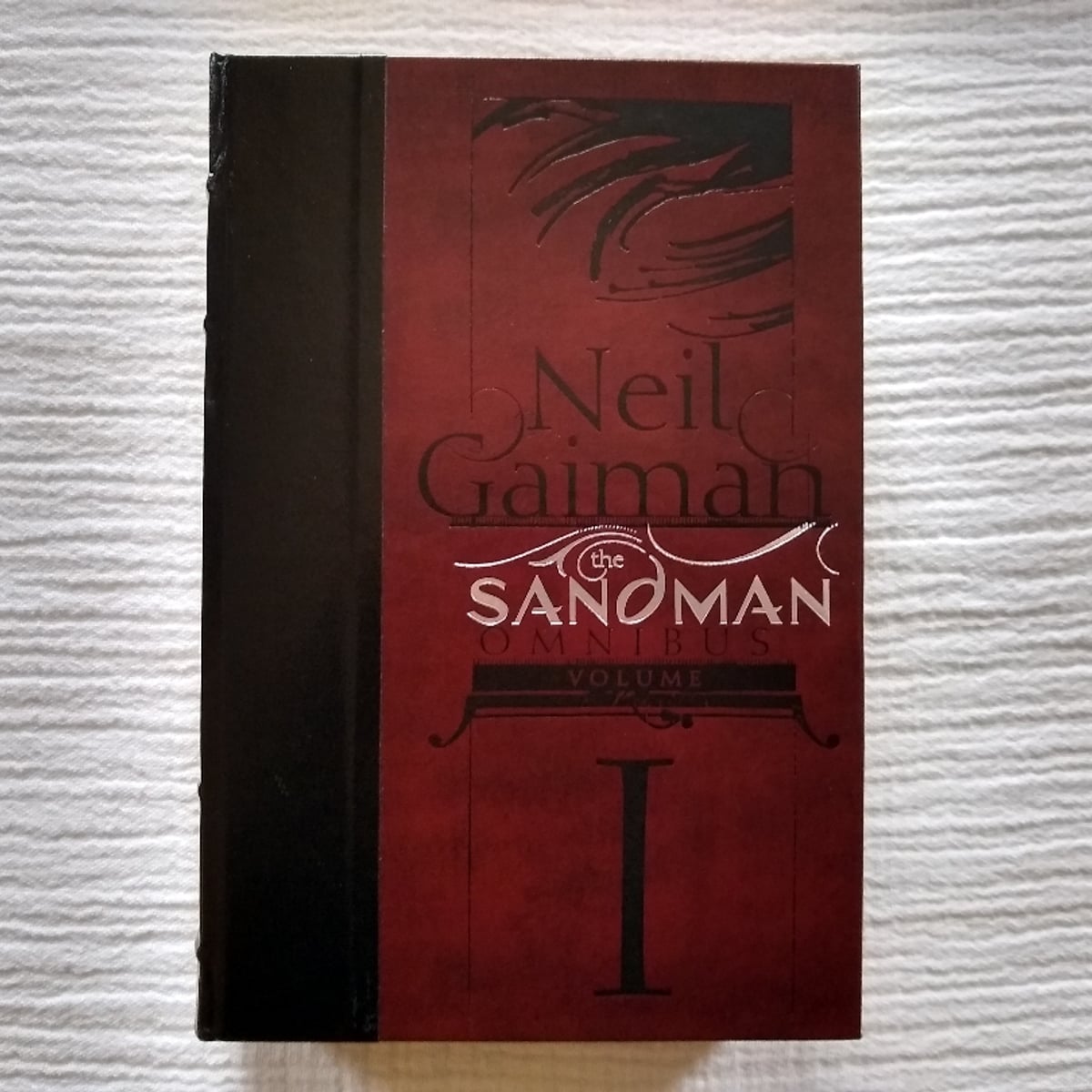 The Sandman Omnibus Vol. 1 by Neil Gaiman | Pangobooks