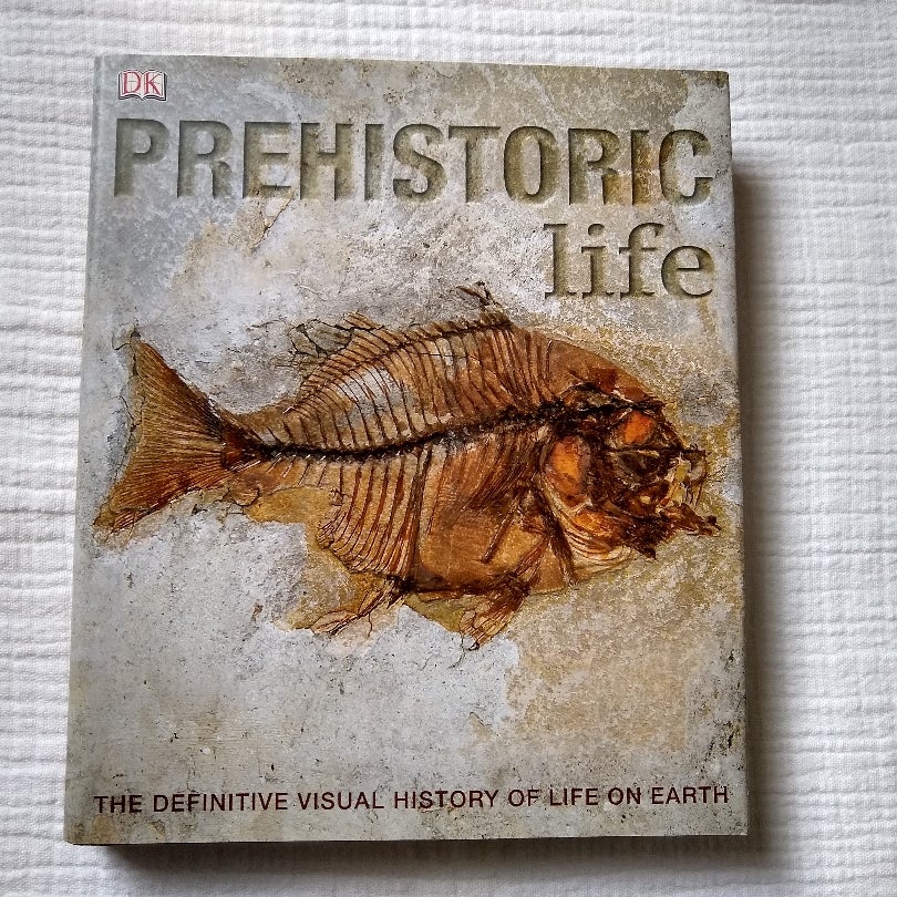Prehistoric Life by David Burnie, Hardcover | Pangobooks