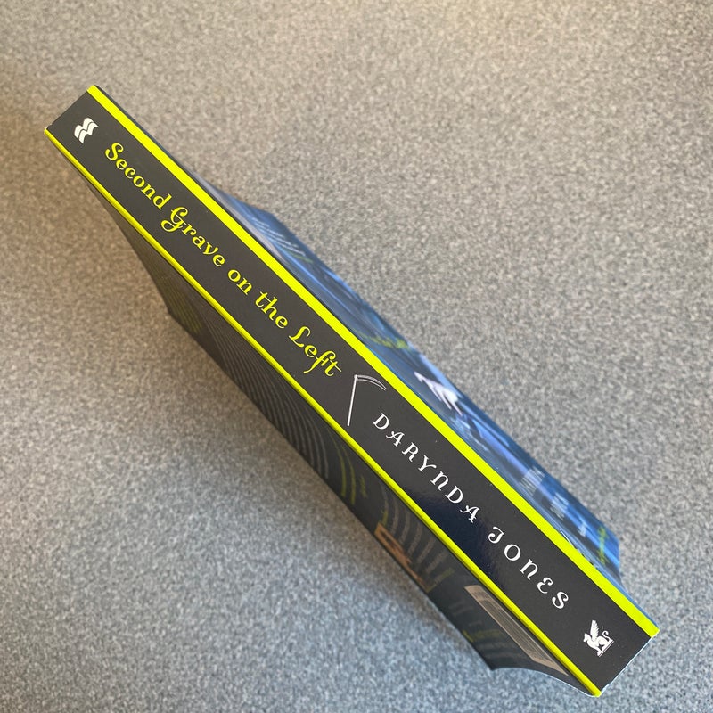 Second Grave on the Left by Darynda Jones