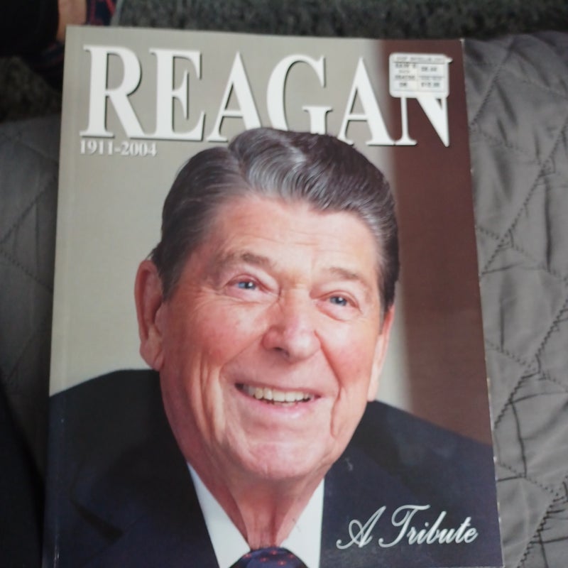 Ronald Reagan by Triumph Books Staff, Paperback | Pangobooks