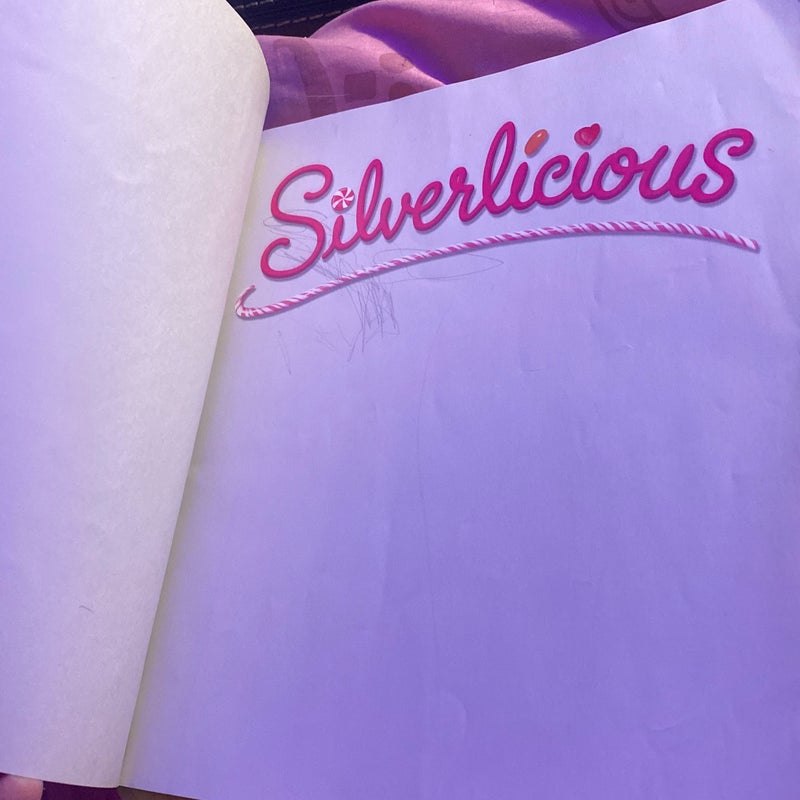 Goldilocious & Silverlicious by Victoria Kahn , Paperback | Pangobooks