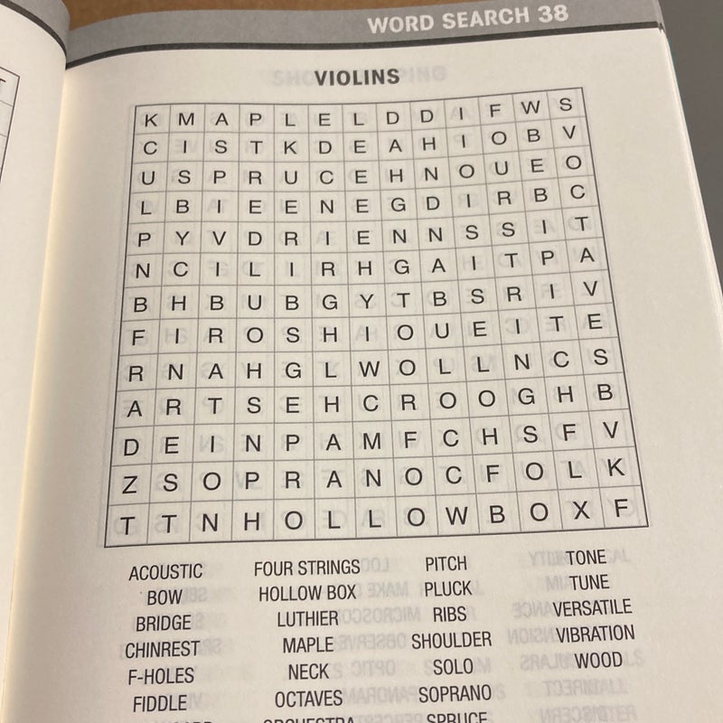 Ultimate word search by Lovatts publication , Hardcover | Pangobooks