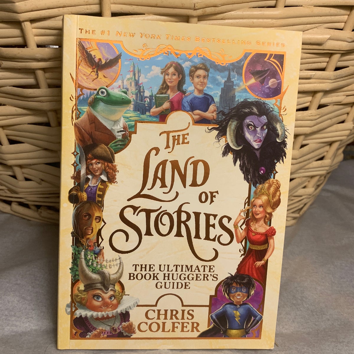 The Land of Stories: the Ultimate Book Hugger's Guide