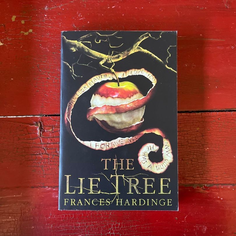 The Lie Tree by Frances Hardinge, Paperback | Pangobooks
