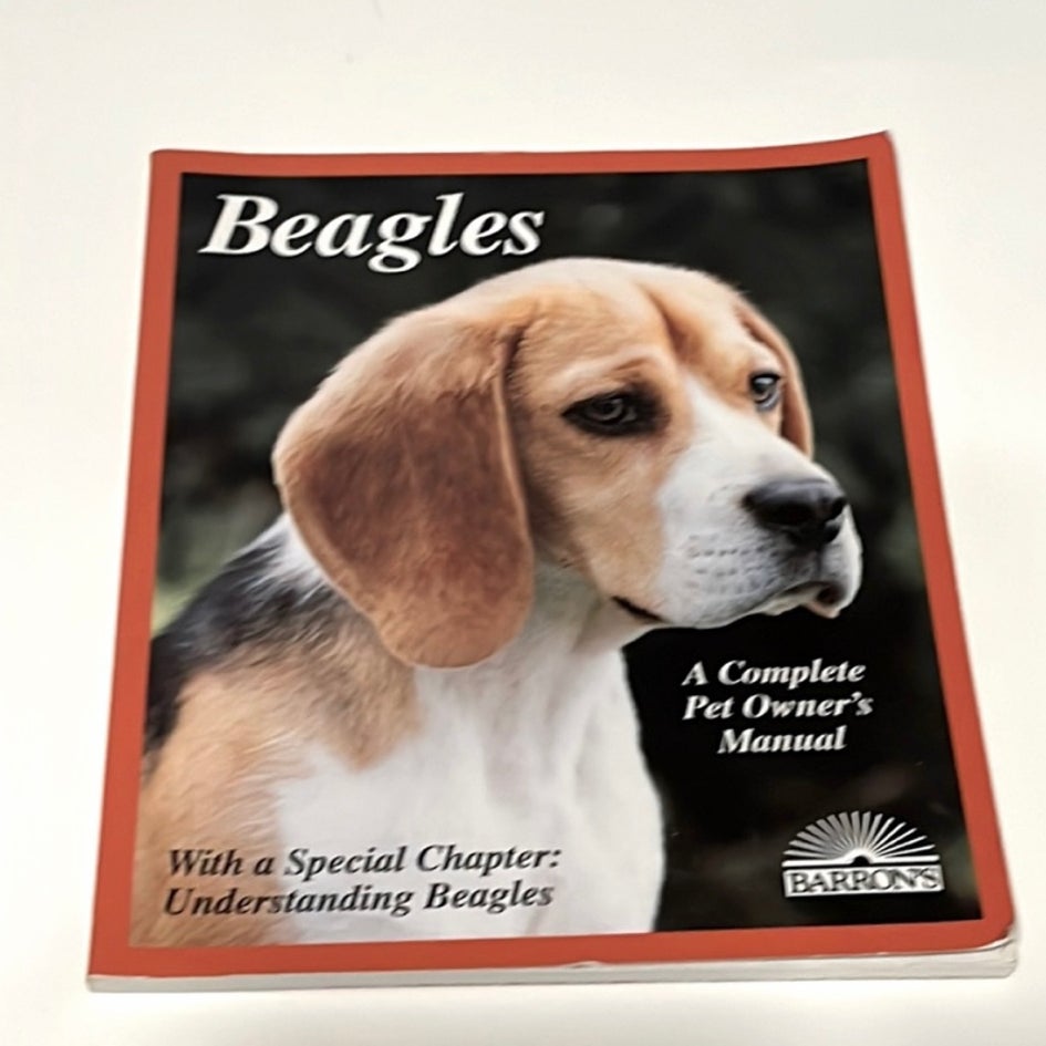 Beagles by Lucia E. Parent