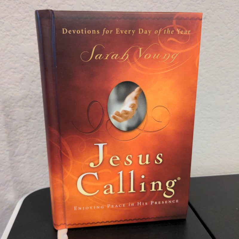 Jesus Calling by Sarah Young, Hardcover | Pangobooks