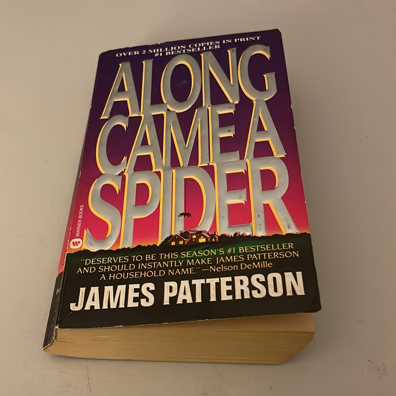 Along Came a Spider by James Patterson, Paperback | Pangobooks