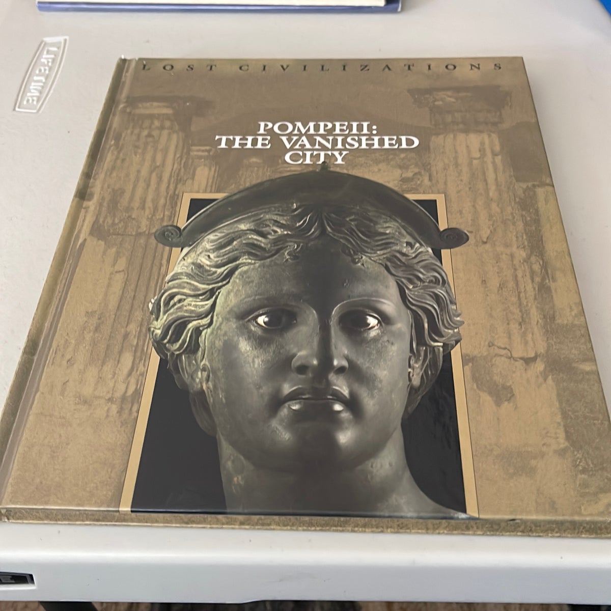 Pompeii by Dale Brown, Hardcover | Pango Books