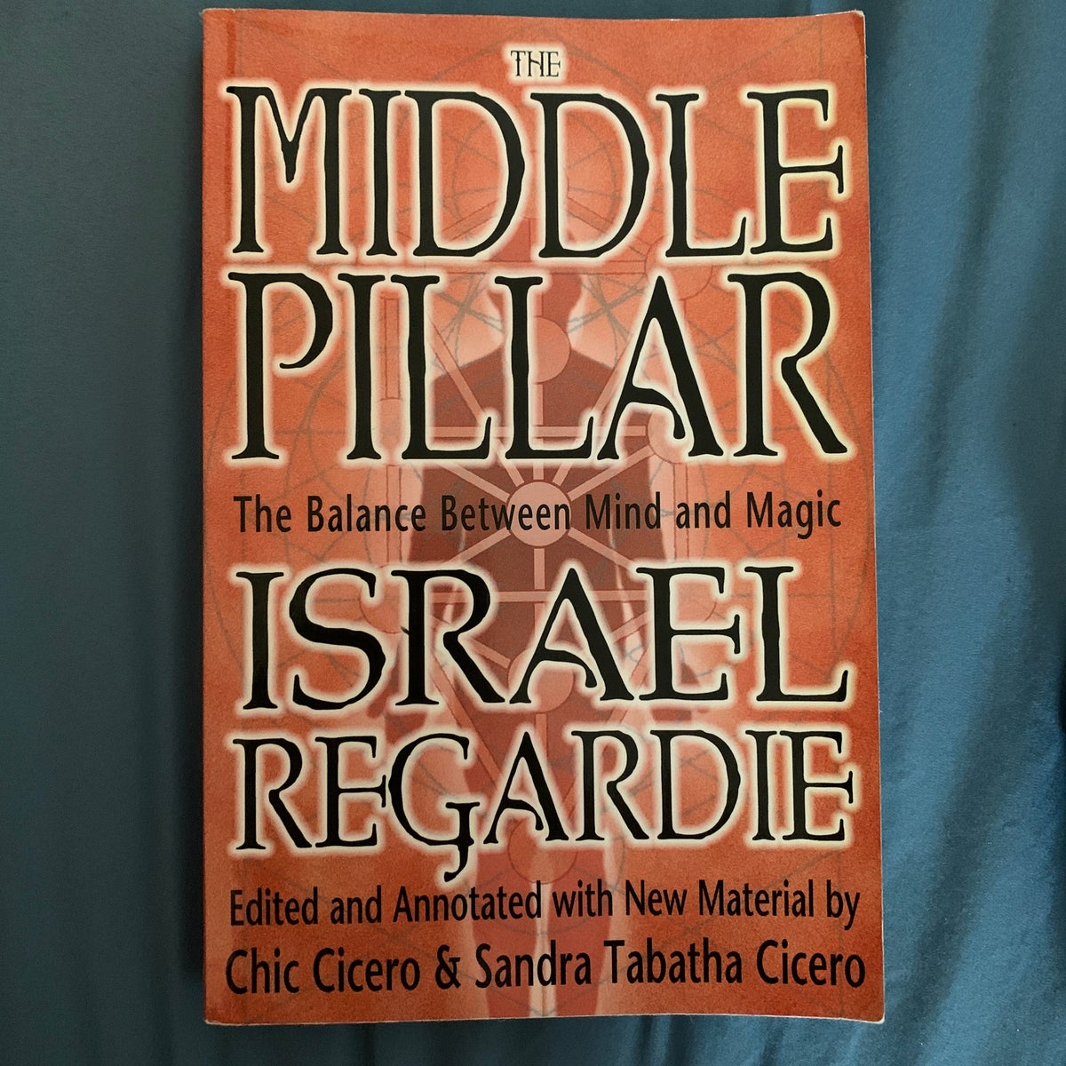 The Middle Pillar: the Balance Between Mind and Magic