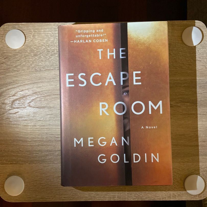 The Escape Room by Megan Goldin, Hardcover | Pangobooks