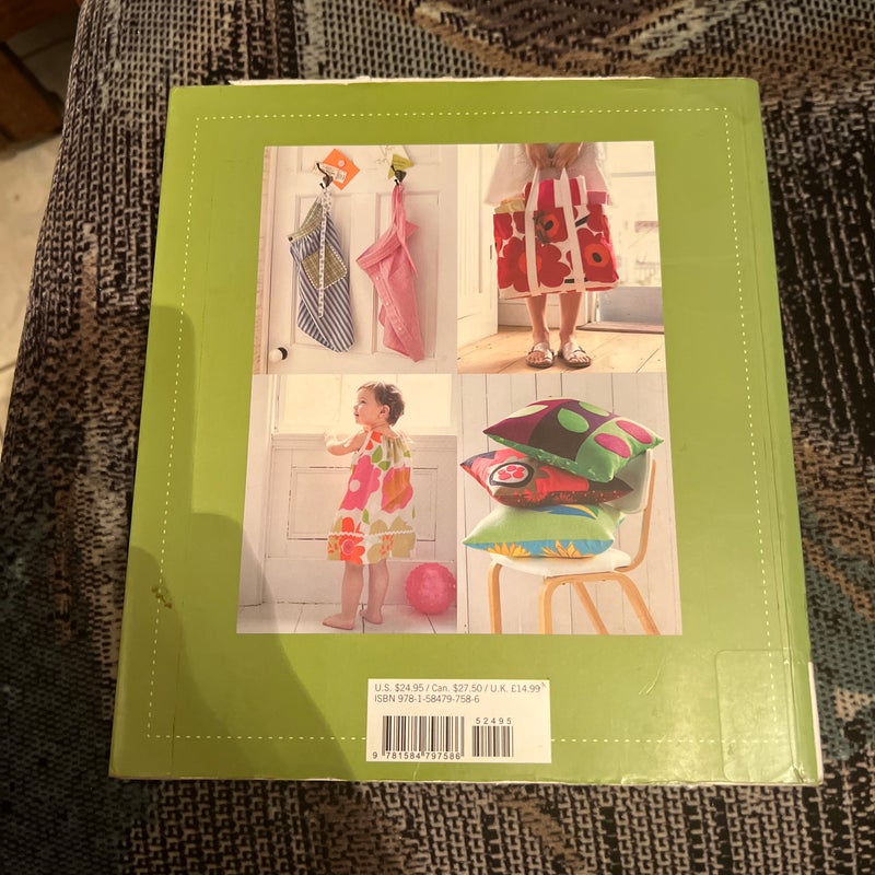 Sewing Green by Betz White, Paperback | Pangobooks