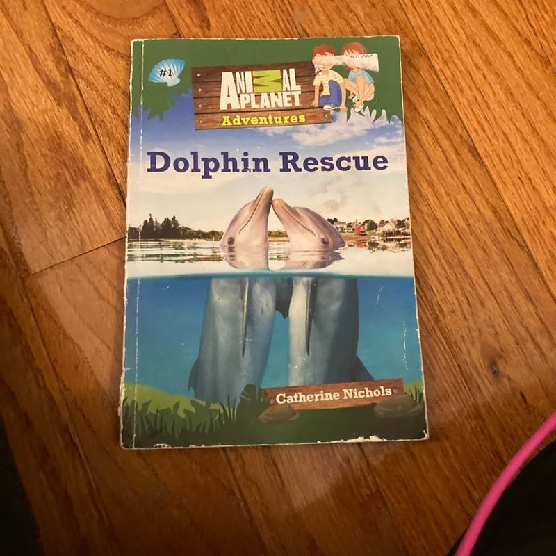 Dolphin Rescue by Catherine Nichols, Paperback | Pangobooks