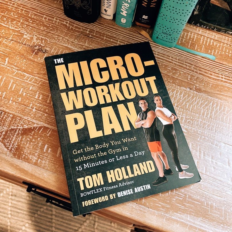 The Micro-Workout Plan by Tom Holland, Paperback | Pangobooks