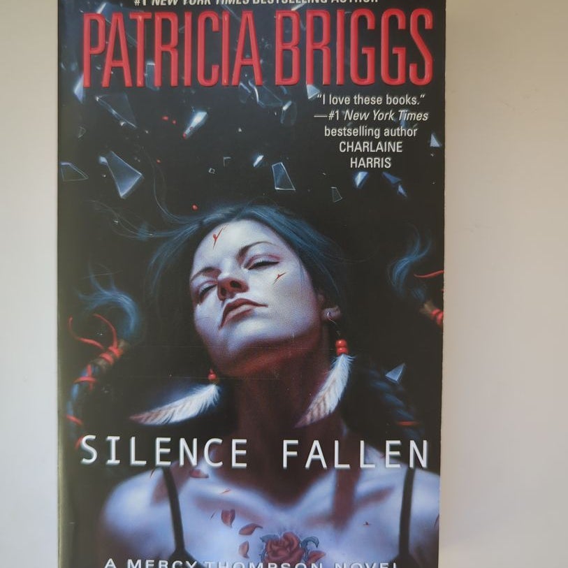 Silence Fallen by Patricia Briggs, Paperback | Pangobooks