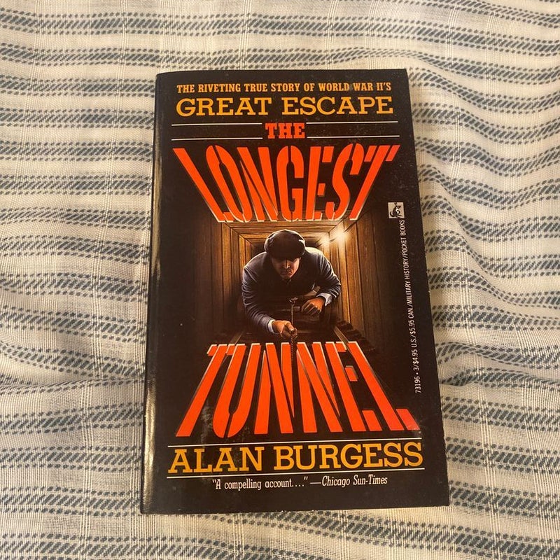 The Longest Tunnel by Alan Burgess, Paperback | Pangobooks