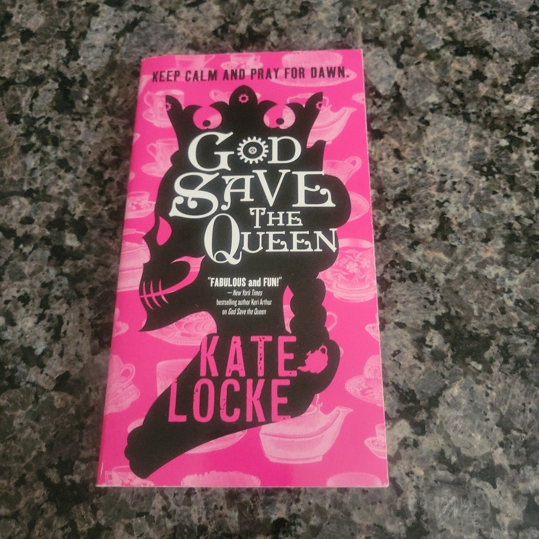 God Save the Queen by Kate Locke, Paperback | Pangobooks