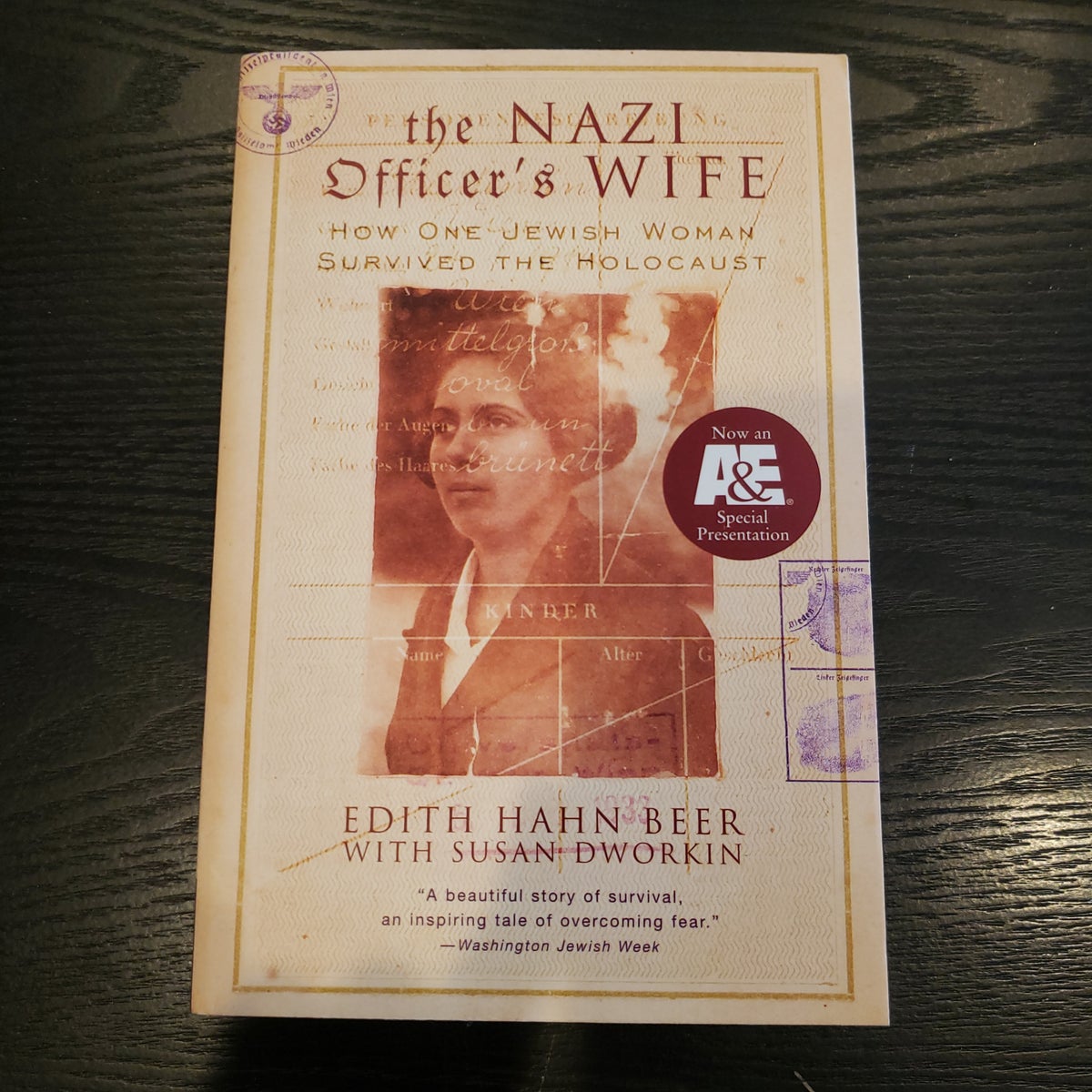 The Nazi Officer's Wife by Edith Hahn Beer, Paperback | Pangobooks