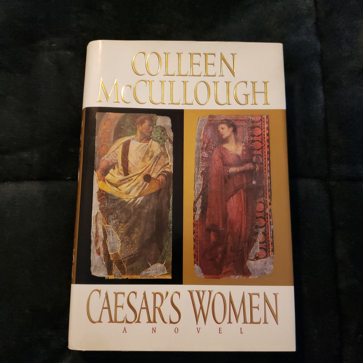 Caesar's women by Colleen McCullough, Hardcover | Pangobooks