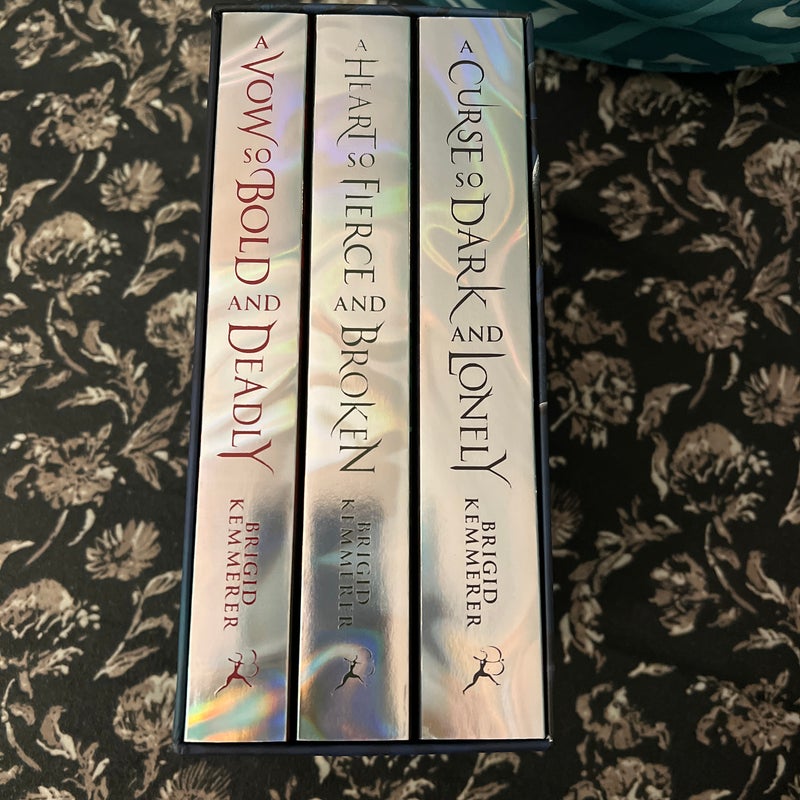 A Curse So Dark and Lonely: the Complete Cursebreaker Collection by ...