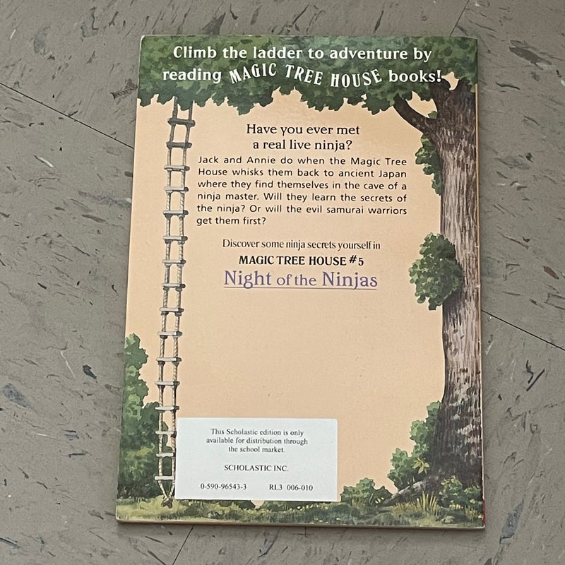 Magic Tree House #5: Night of the Ninjas by Mary Pope Osborne ...