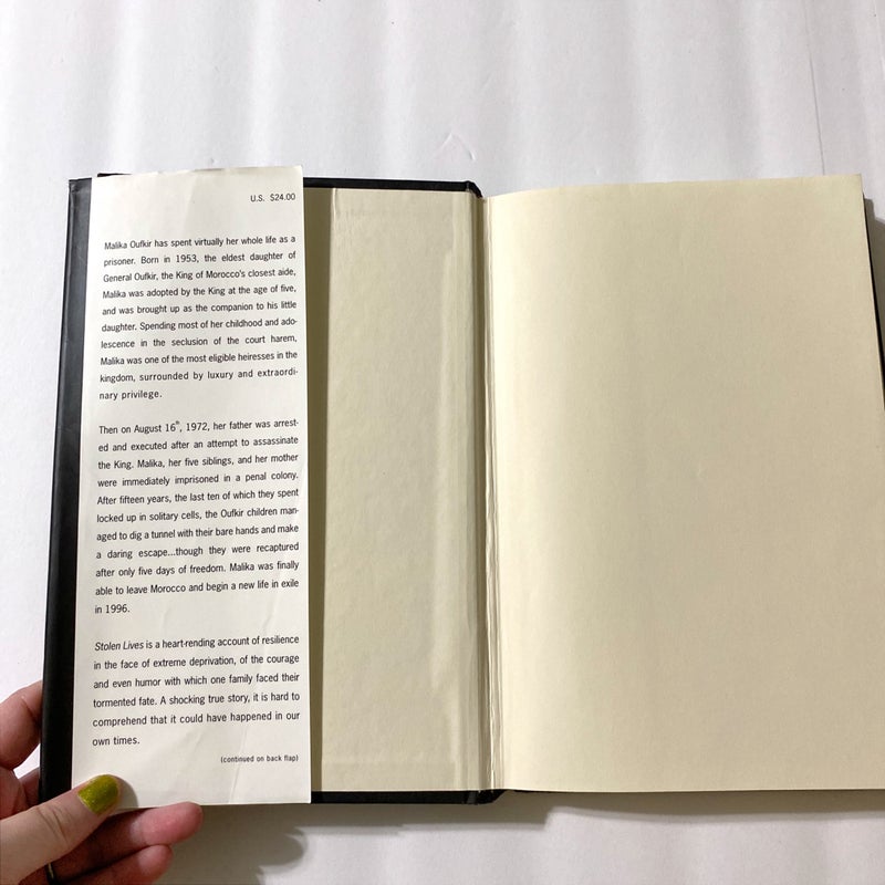 Stolen Lives by Malika Oufkir; Michele Fitoussi; Ros Schwartz ...