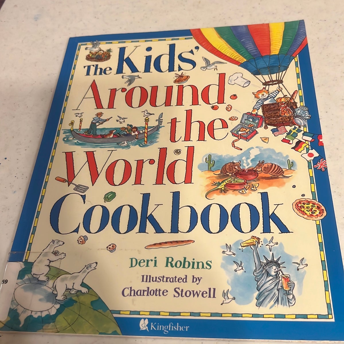 The Kids' Around the World Cookbook by Deri Robins