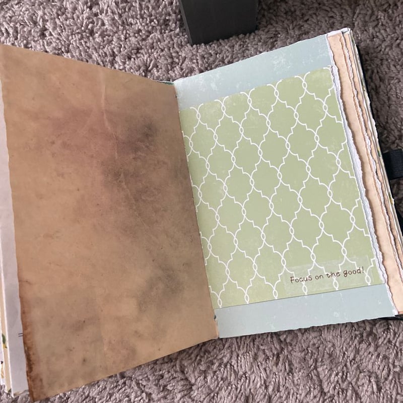 Artist Junk Journal by n/a, Hardcover | Pangobooks