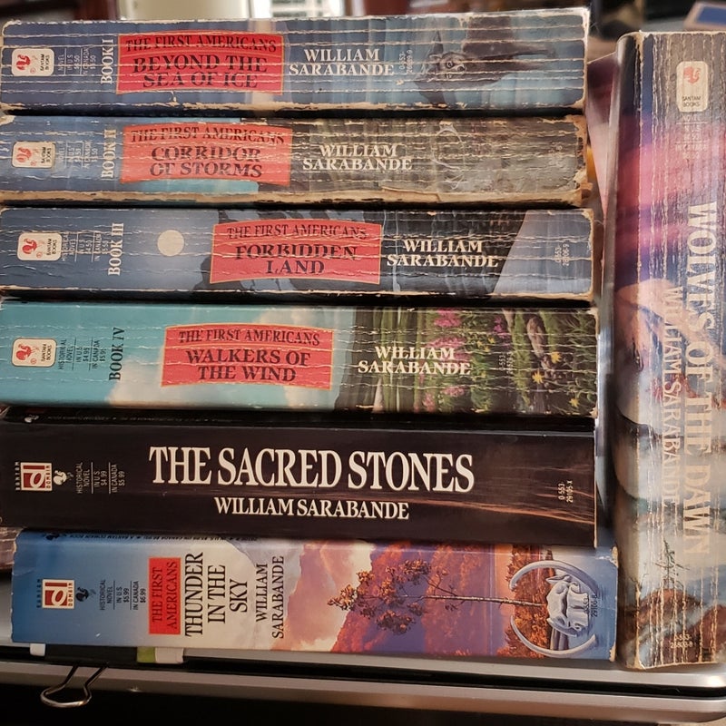 Walkers of the Wind by William Sarabande, Paperback | Pangobooks