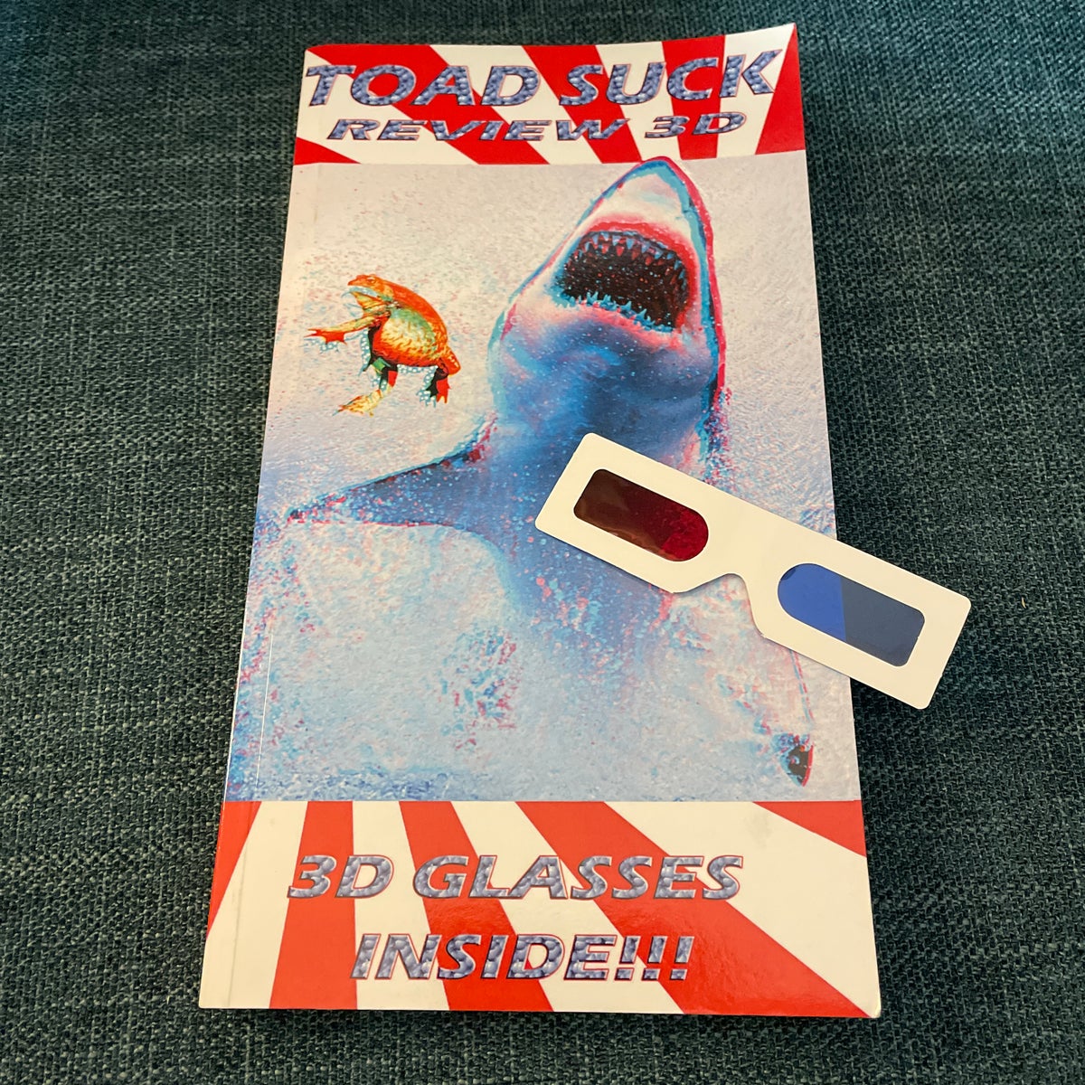 Toad Suck Review 3D by Edward Abbey, Paperback | Pangobooks