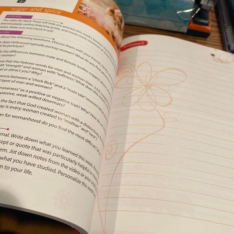 Divine Design by Mary A. Kassian, Paperback | Pangobooks