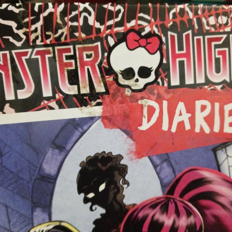 Monster High Diaries: Draculaura and the New Stepmomster by Nessi Monstrata