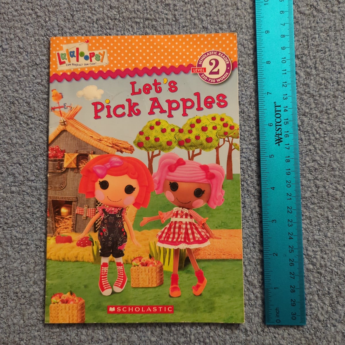 Let's Pick Apples by Jenne Simon, Paperback | Pangobooks