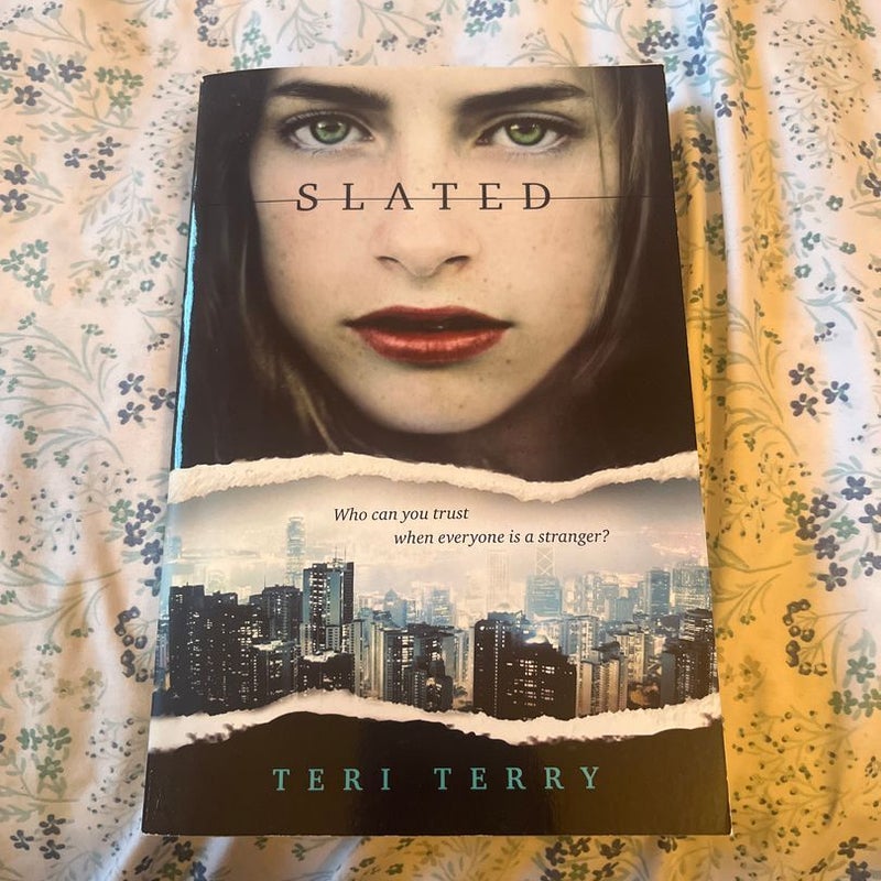 Slated by Teri Terry, Paperback | Pangobooks