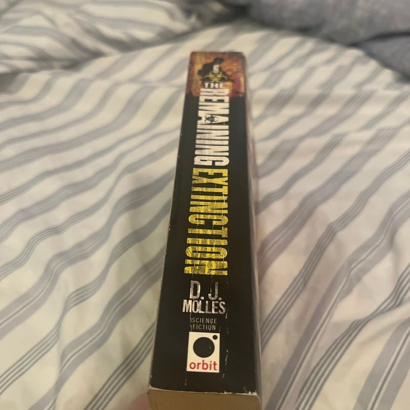 The Remaining: Extinction by D. J. Molles, Paperback | Pangobooks