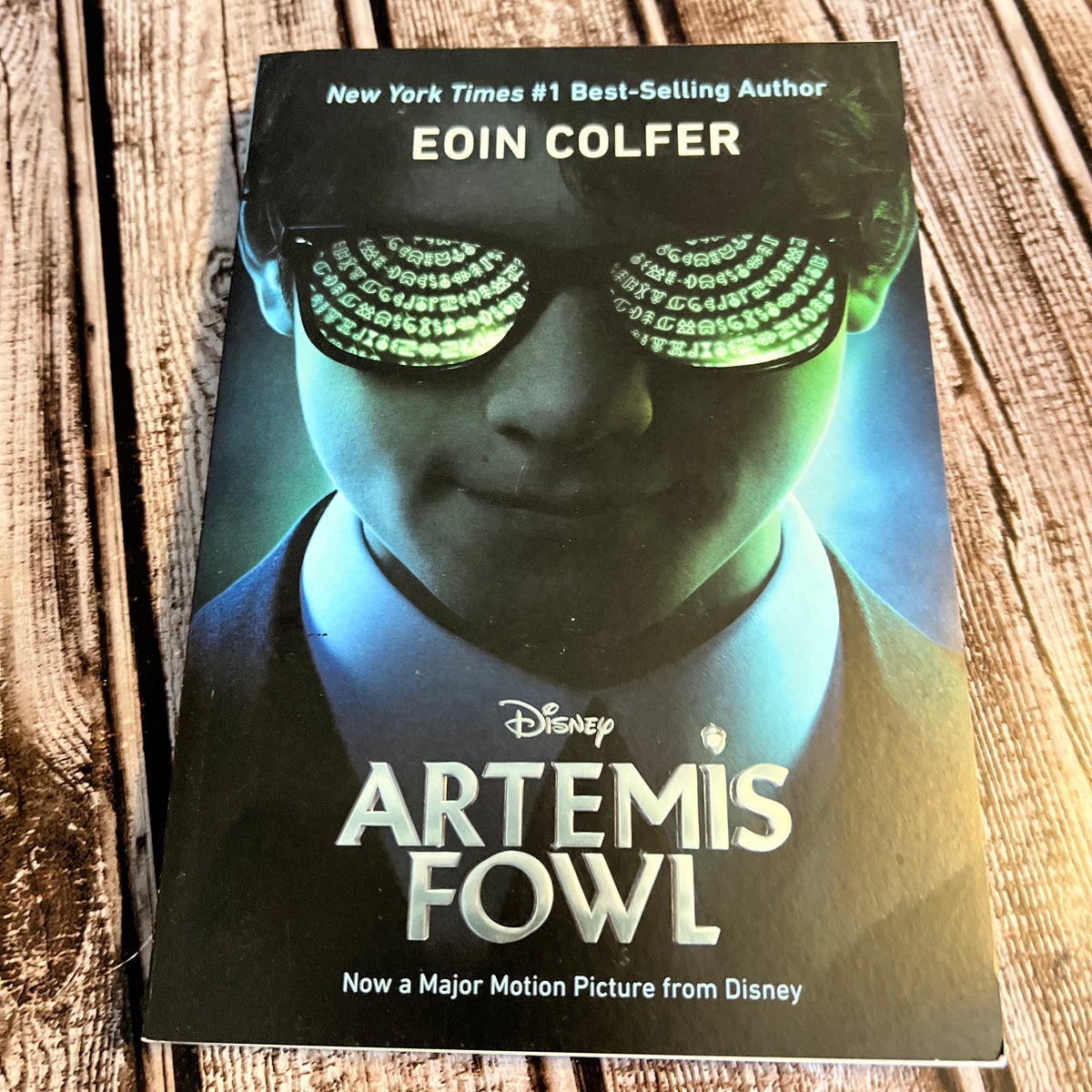 Artemis Fowl by Eoin Colfer , Paperback | Pangobooks