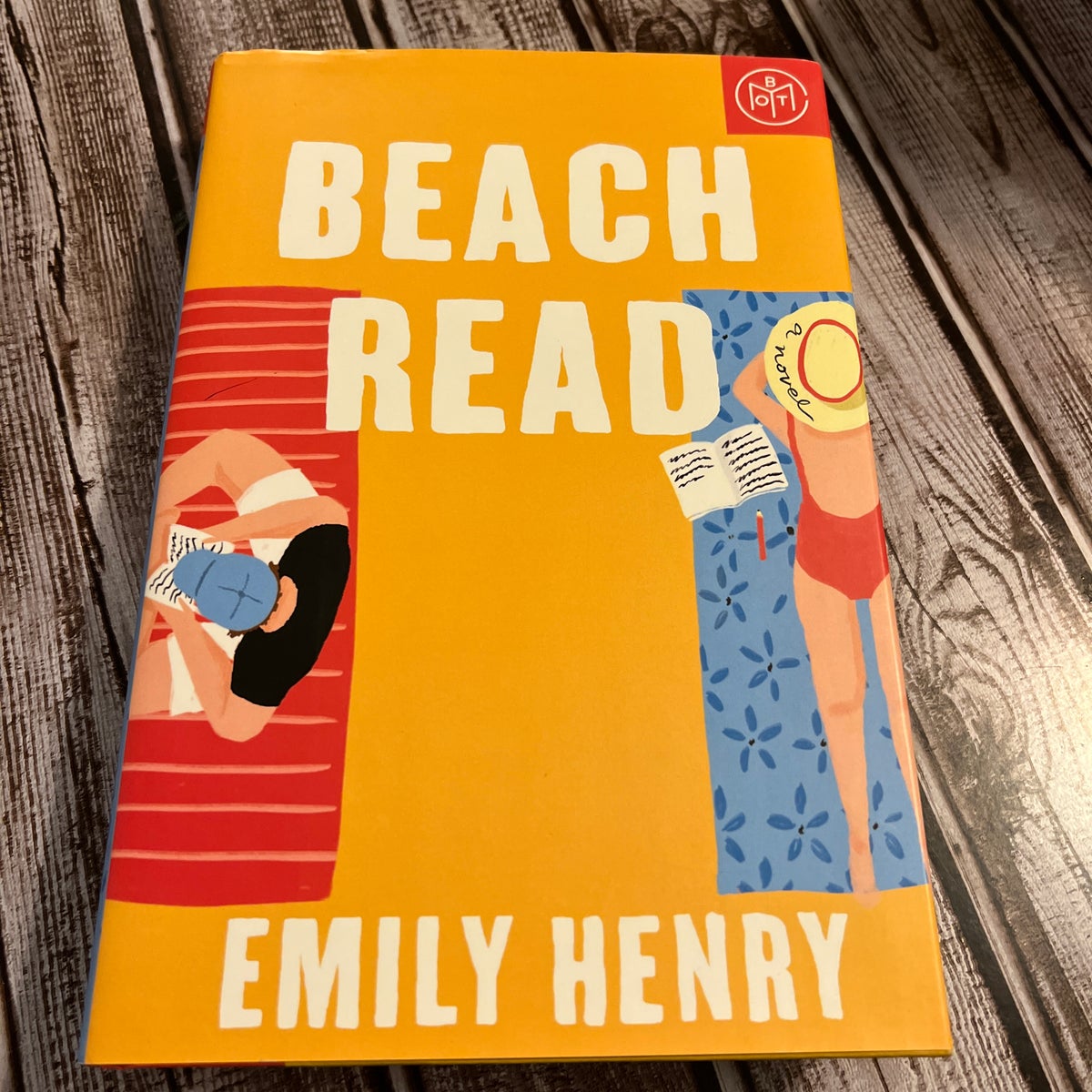 Beach Read by Emily Henry , Hardcover | Pangobooks