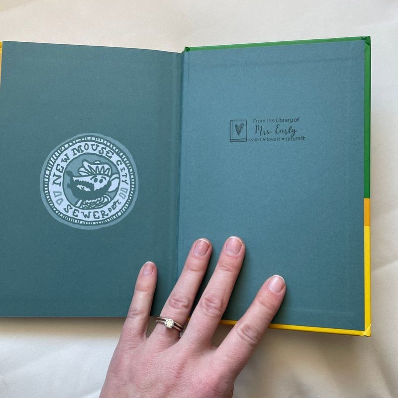 The Sewer Rat Stink by Geronimo Stilton, Hardcover | Pangobooks