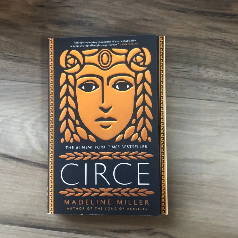 Circe by Madeline Miller, Paperback | Pangobooks