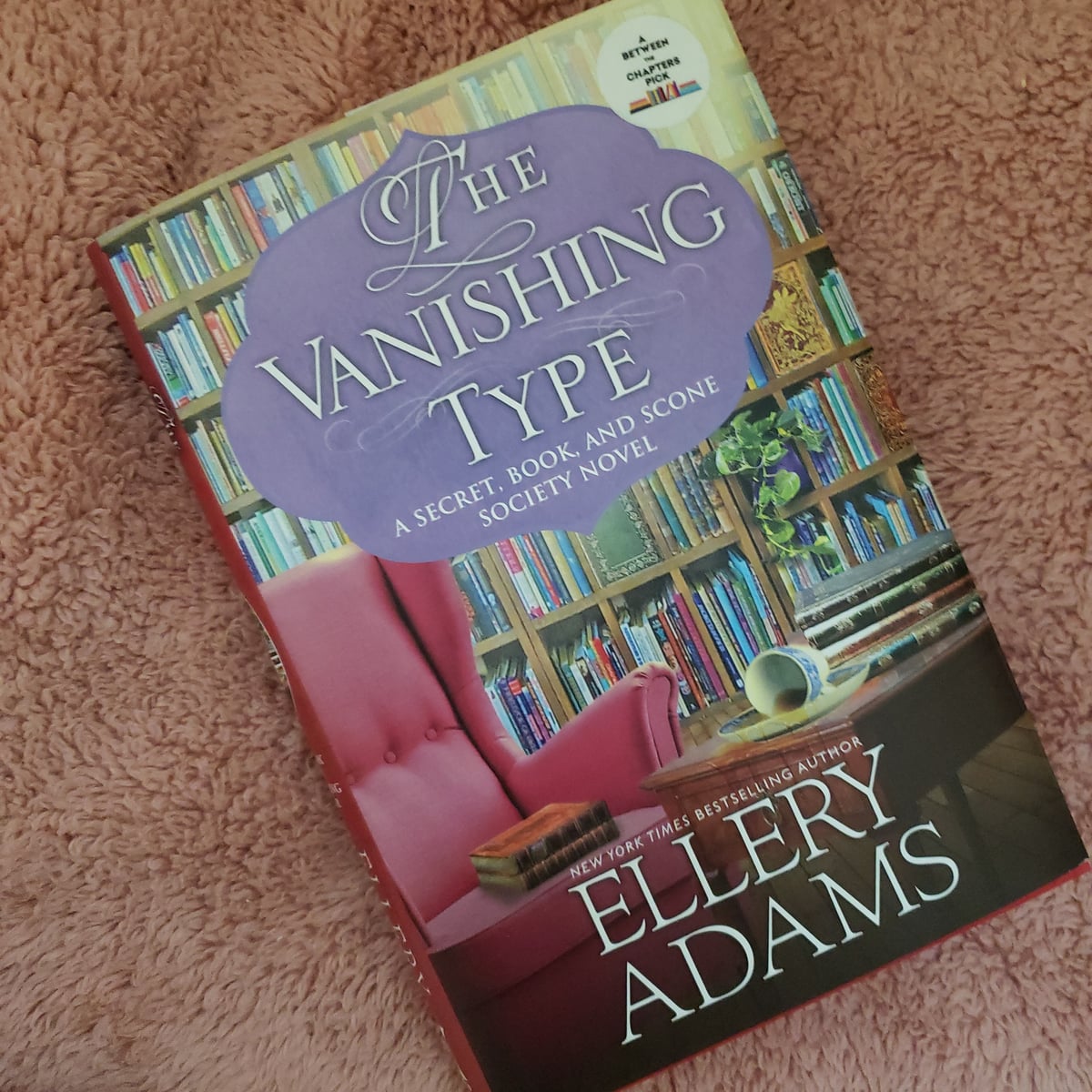 The Vanishing Type by Ellery Adams, Hardcover | Pangobooks