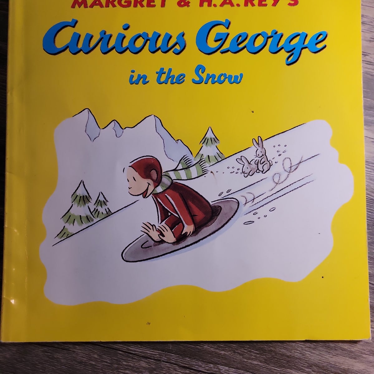 Curious George in the Snow by undefined, Paperback | Pangobooks