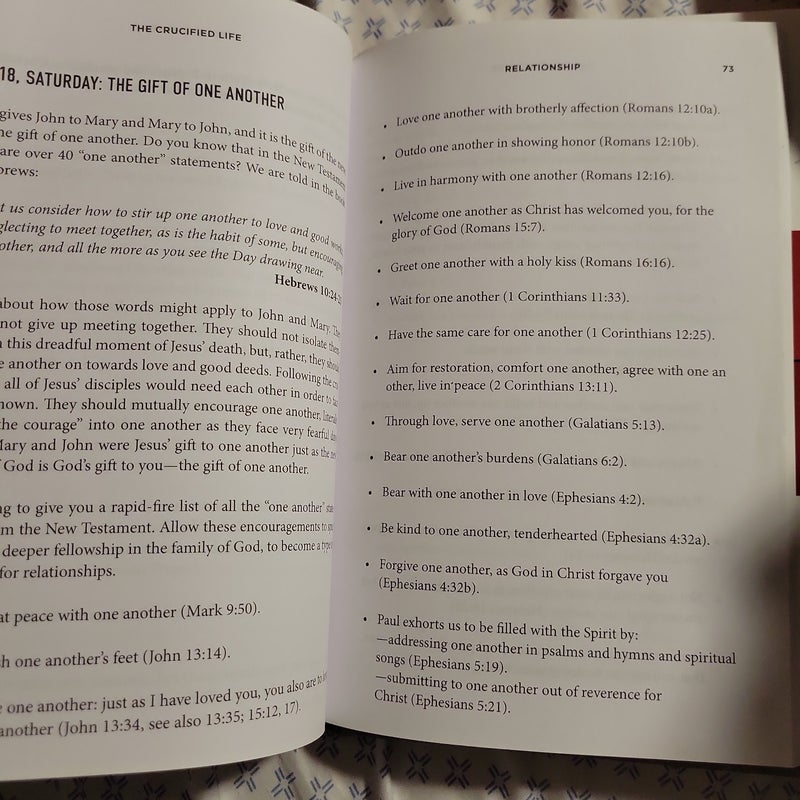 The Crucified Life by Charlie Holt, Francis C. Gray