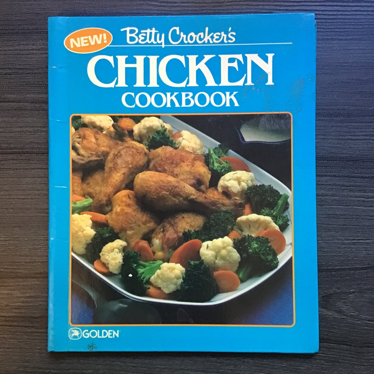 Chicken by Betty Crocker Editors