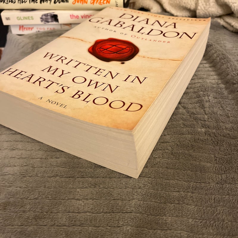 Written in My Own Heart’s Blood by Diana Gabaldon, Paperback | Pangobooks