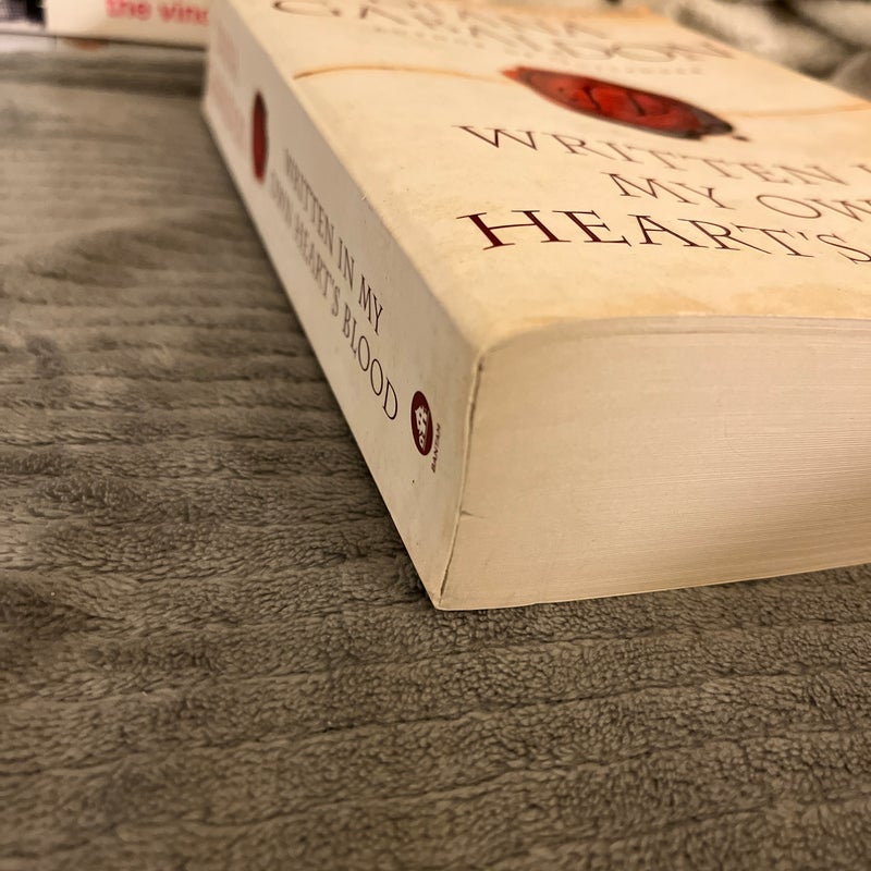 Written in My Own Heart’s Blood by Diana Gabaldon, Paperback | Pangobooks