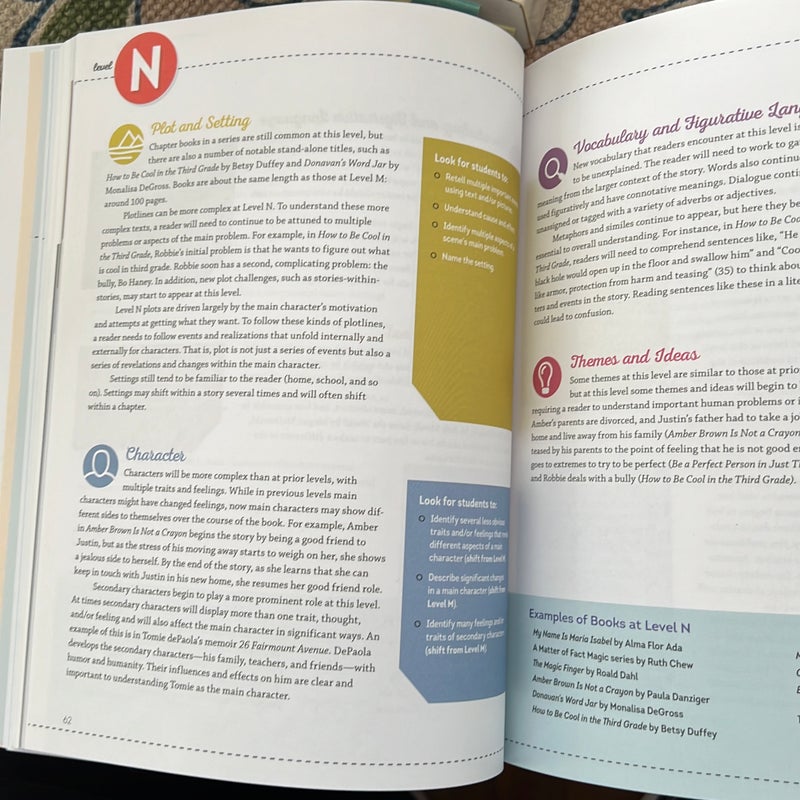 Understanding Texts and Readers by Jennifer Serravallo | Pangobooks