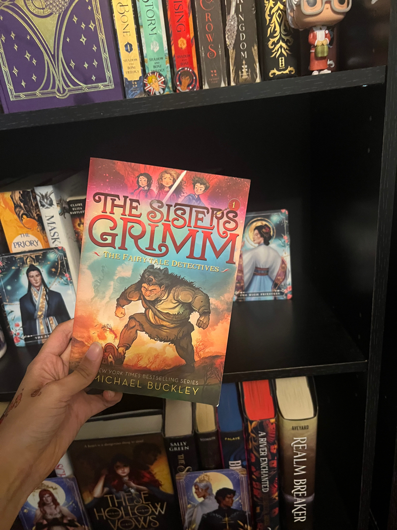 The Fairy-Tale Detectives (the Sisters Grimm #1) by Michael Buckley ...