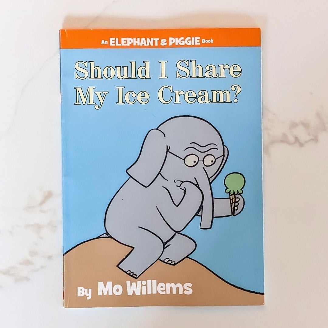 Should I Share My Ice Cream? by Mo Willems , Paperback | Pangobooks