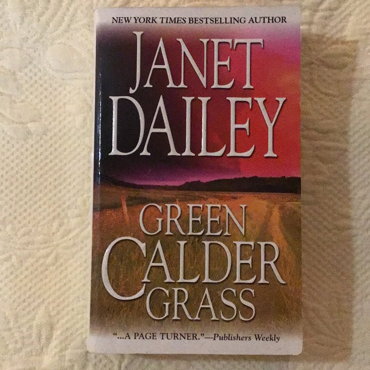 Green Calder Grass by Janet Dailey, Paperback | Pangobooks